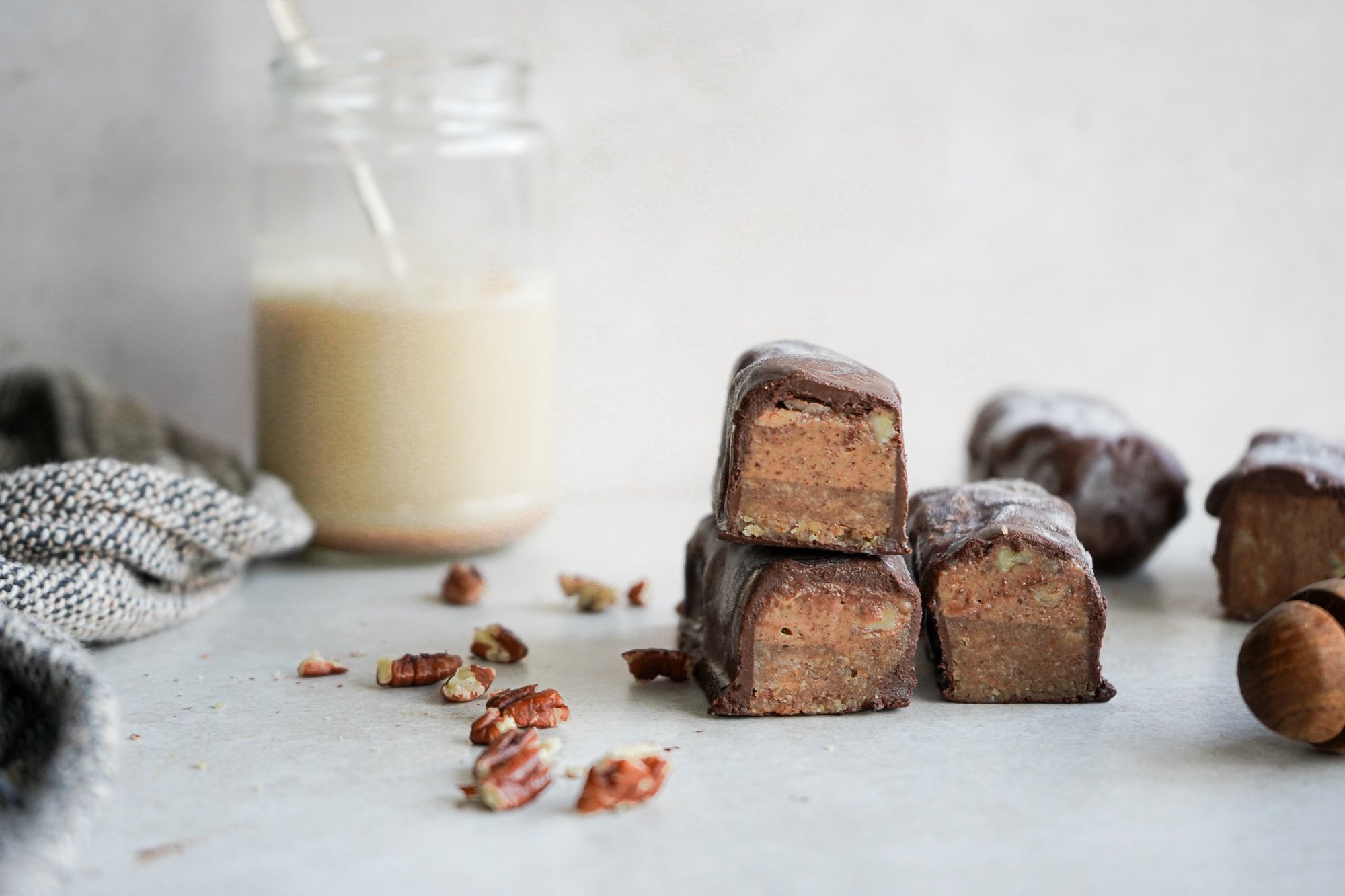 Vegan Snickers Bars Easy Homemade – Hanna Sillitoe